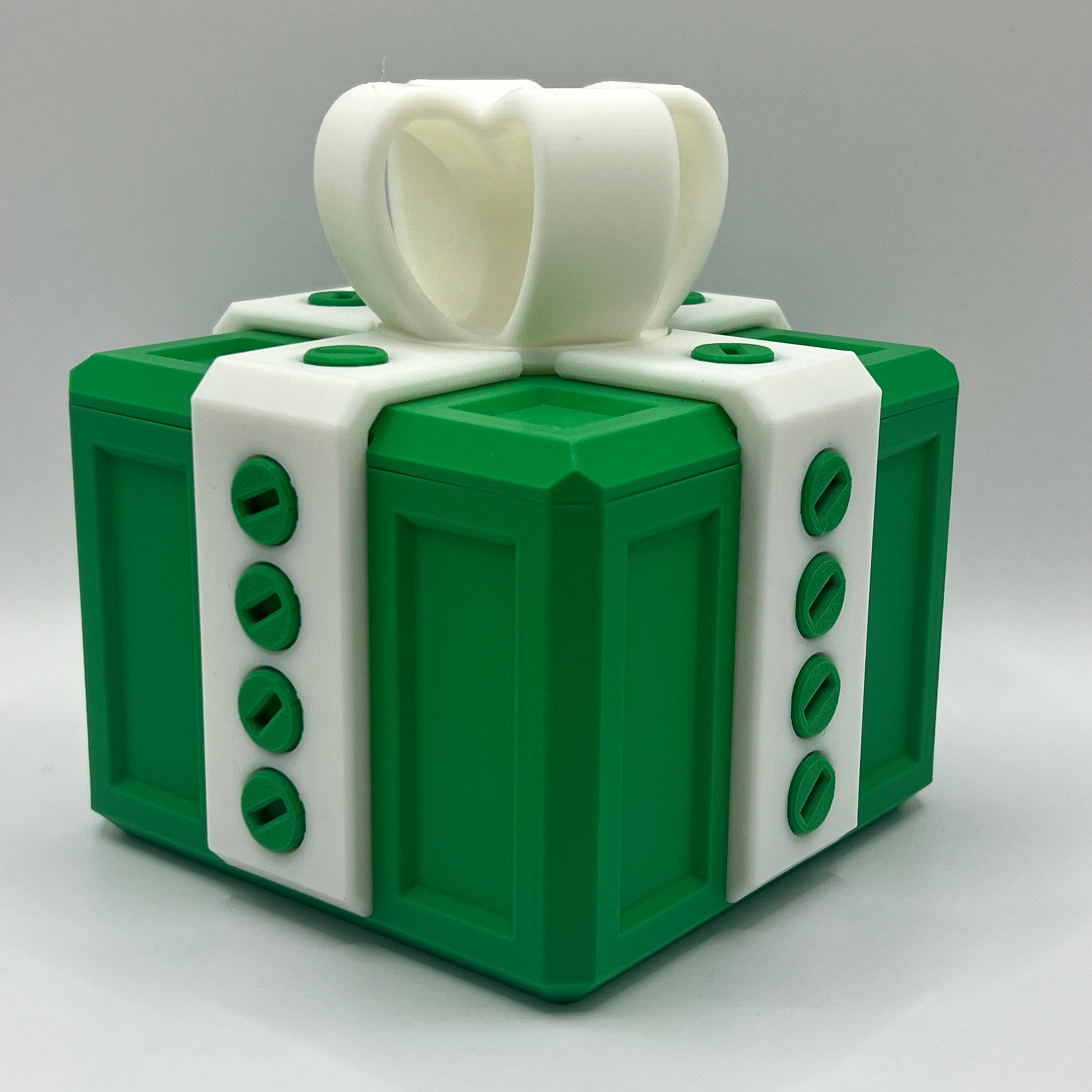 The Annoying Gift Box – Mad Maker